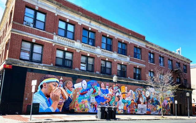 Murals offer Many Ways to Celebrate a City: “Chelsea Resilient: Call ...